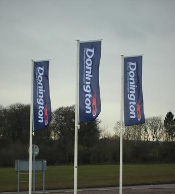 Fibreglass Flagpole with flag arm - Flagpole Express