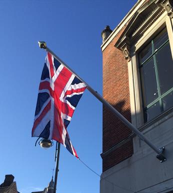 Fibreglass flagpoles wall mounted - Flagpole Express